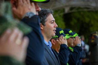 Daniel Quintero lanza propuesta de entregar lavadoras a millones de ...