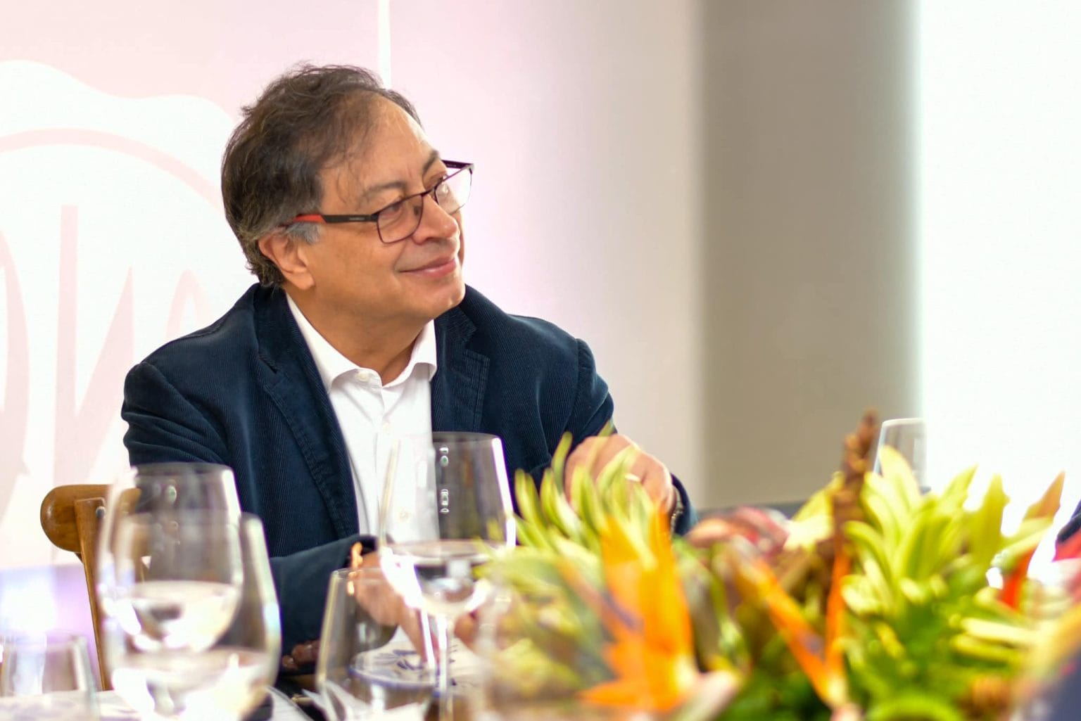Petro insiste en conspiración en su contra y acusa a exministro Leyva ...